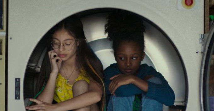 Mignonnes en VOD. Film de Maïmouna DOUCOURÉ - en Streaming et à ...